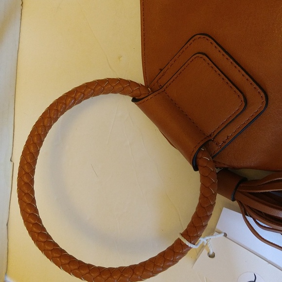 Metro Muse | Bags | Nwt Metro Muse Vegan Leather Wristletclutch | Poshmark